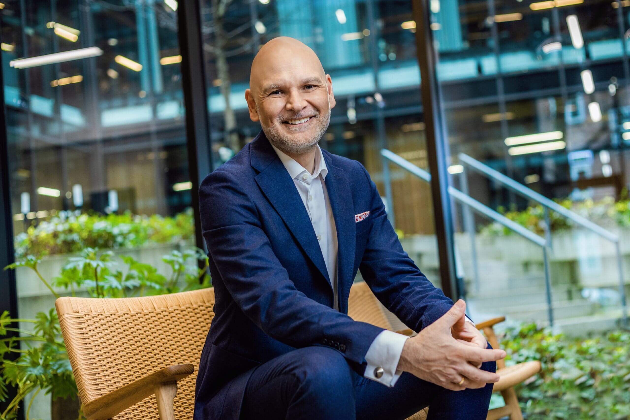 GL: Gender inequality leads to a biased future for the whole society (Clone)